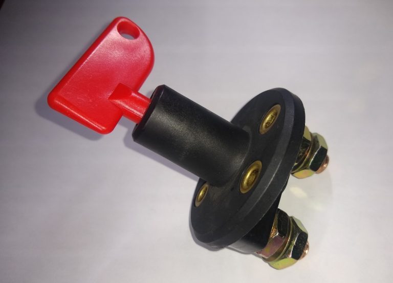 Battery Isolator Switch, Heavy Duty - RetroSpec Parts